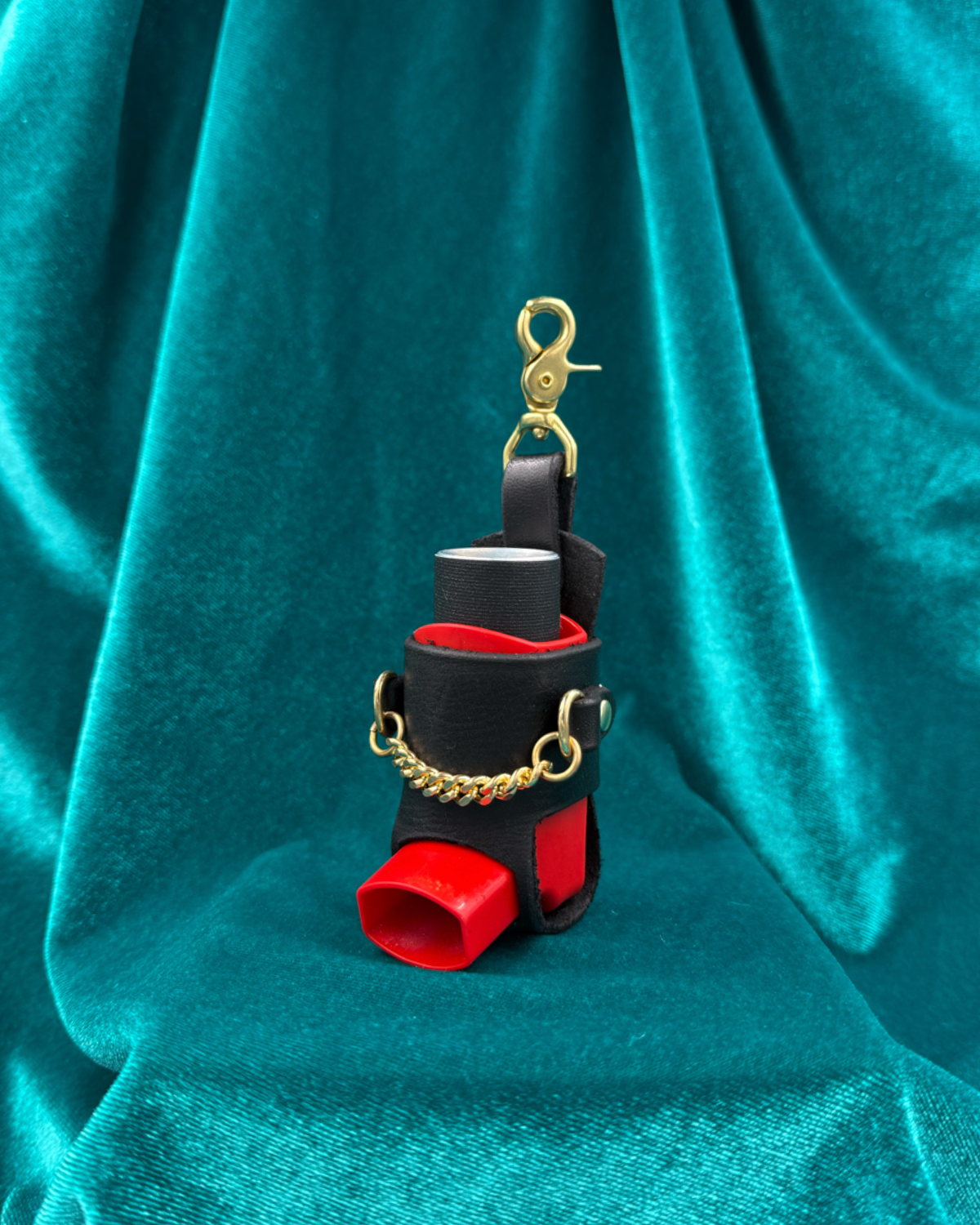 Inhaler Harness – Emma Alamo