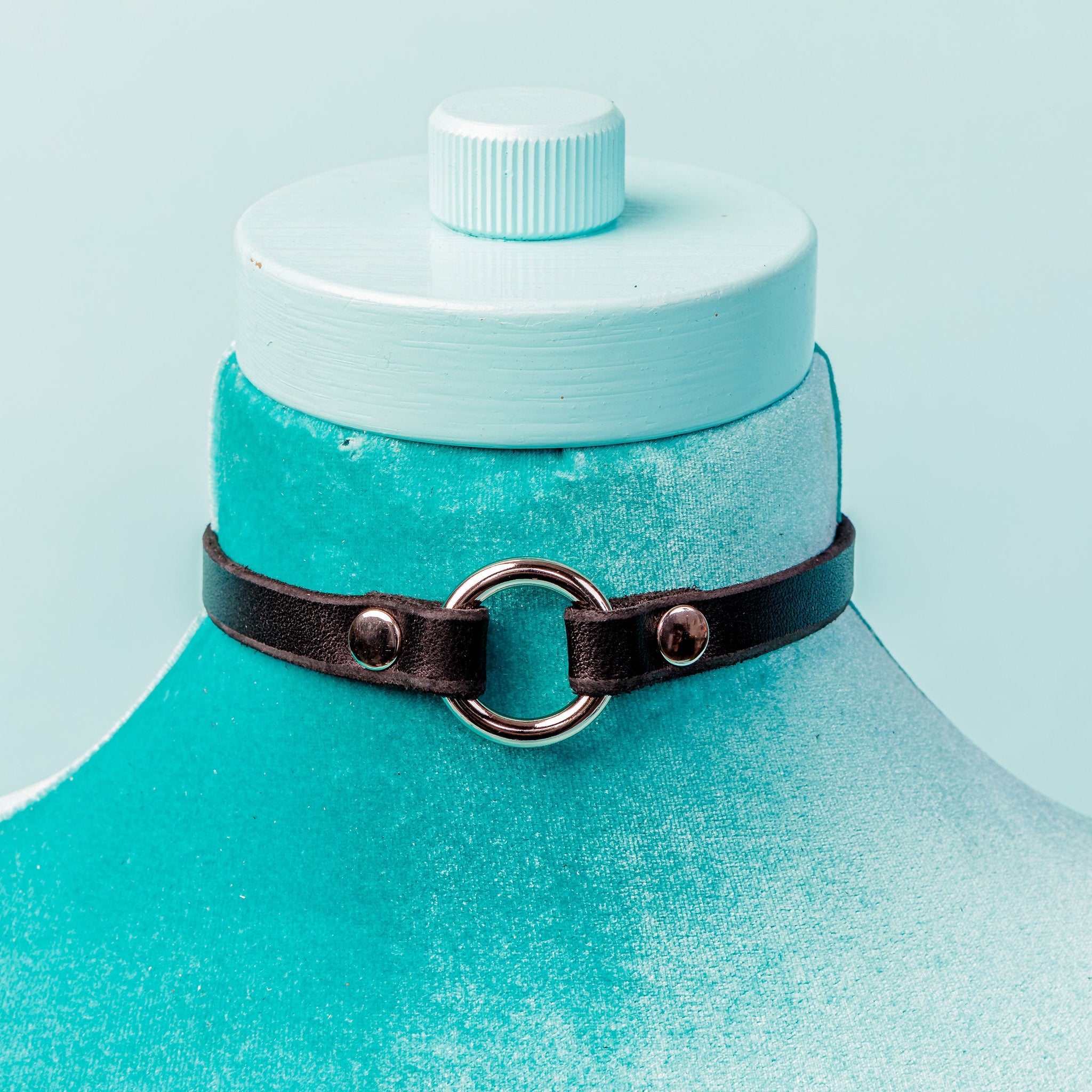 Classic O-Ring Collar – Emma Alamo