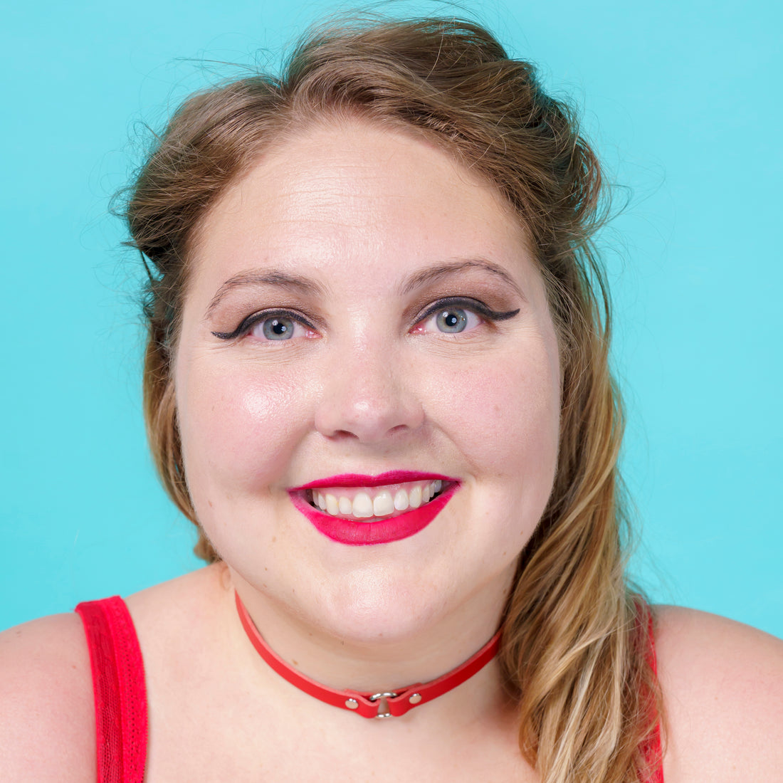 Tiny Tiny Tiny Leather Collar – Emma Alamo